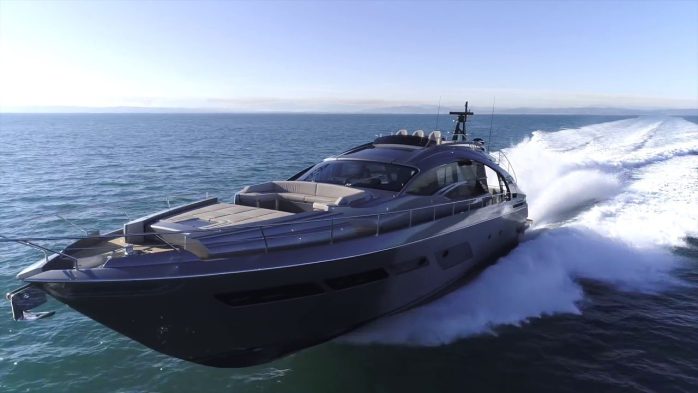 Carbon fibre cruising in the new Pershing 8X