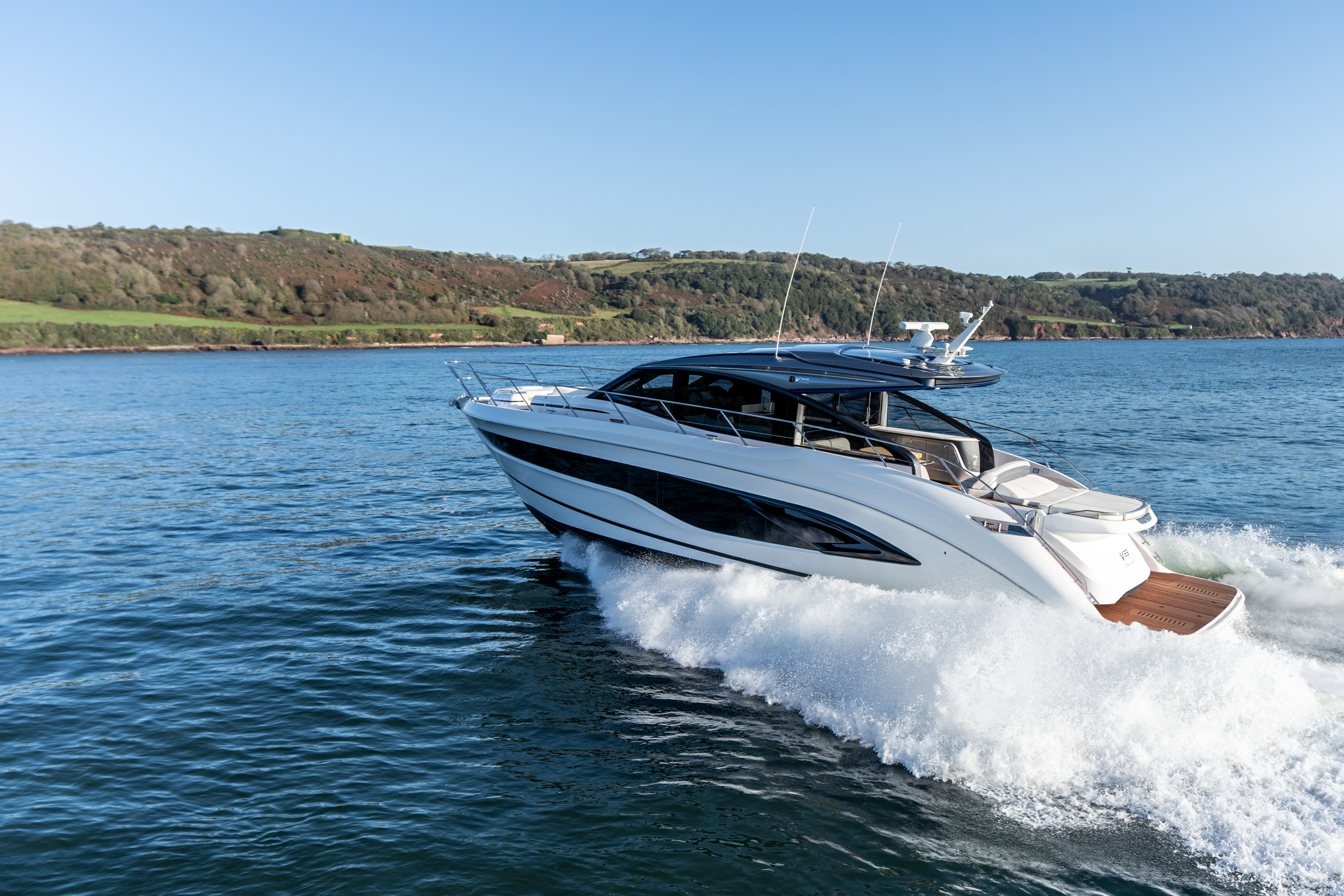 Princess Yachts V-Class 55 Exterior
