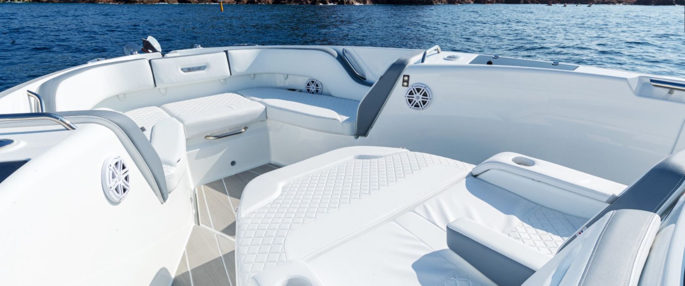 Wellcraft 38 T-Top Unveiled at Miami Boat Show 2025