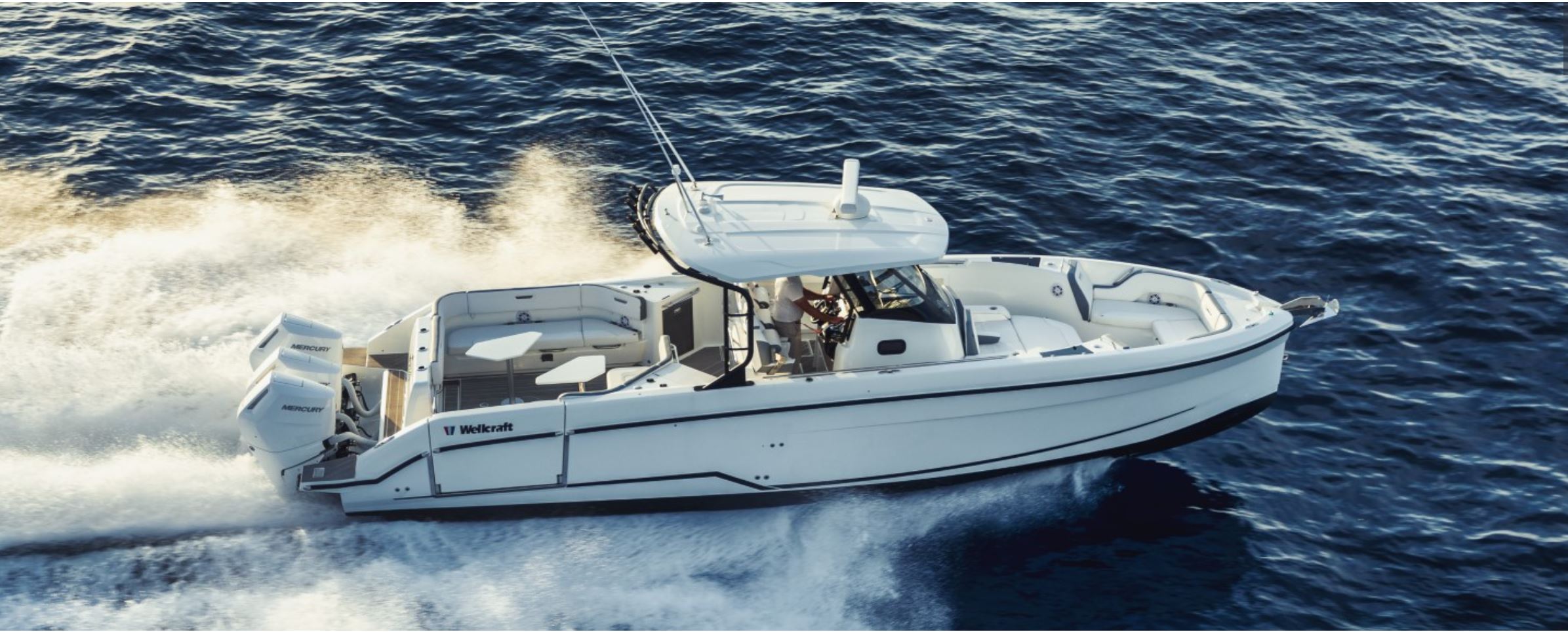 Wellcraft 38 T-Top Unveiled at Miami Boat Show 2025